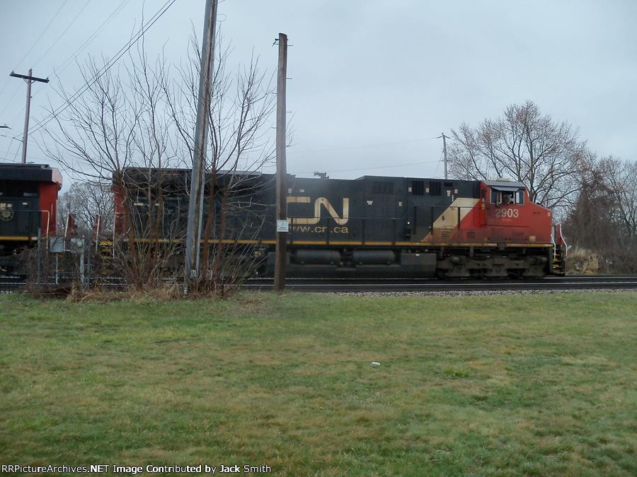 CN 2903